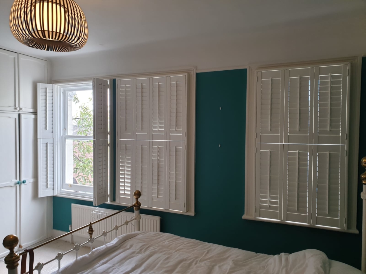 Sash restoration & installations | London & Surrey | About Simply Sash